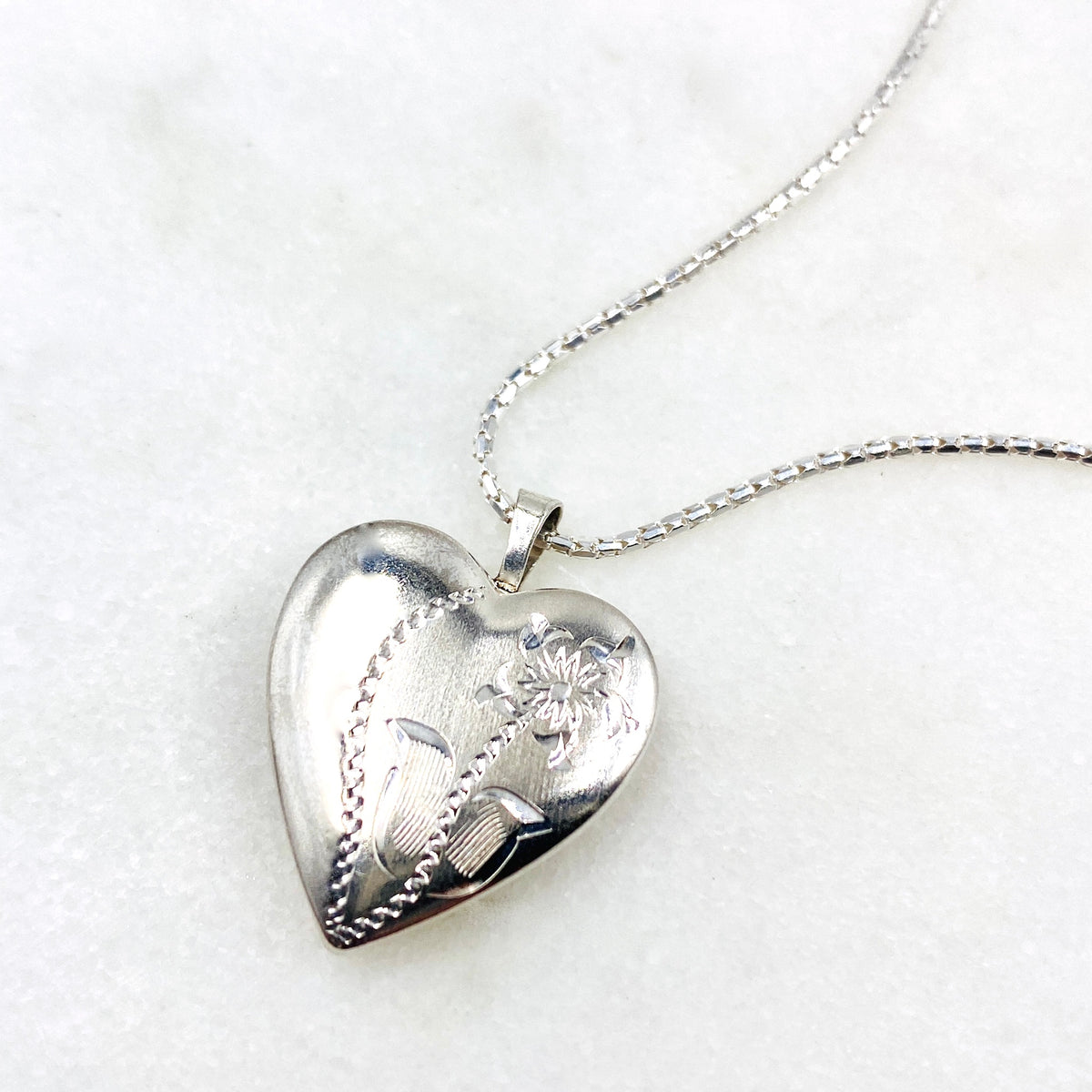 Lockets – VINTAGE-O-RAMA LLC